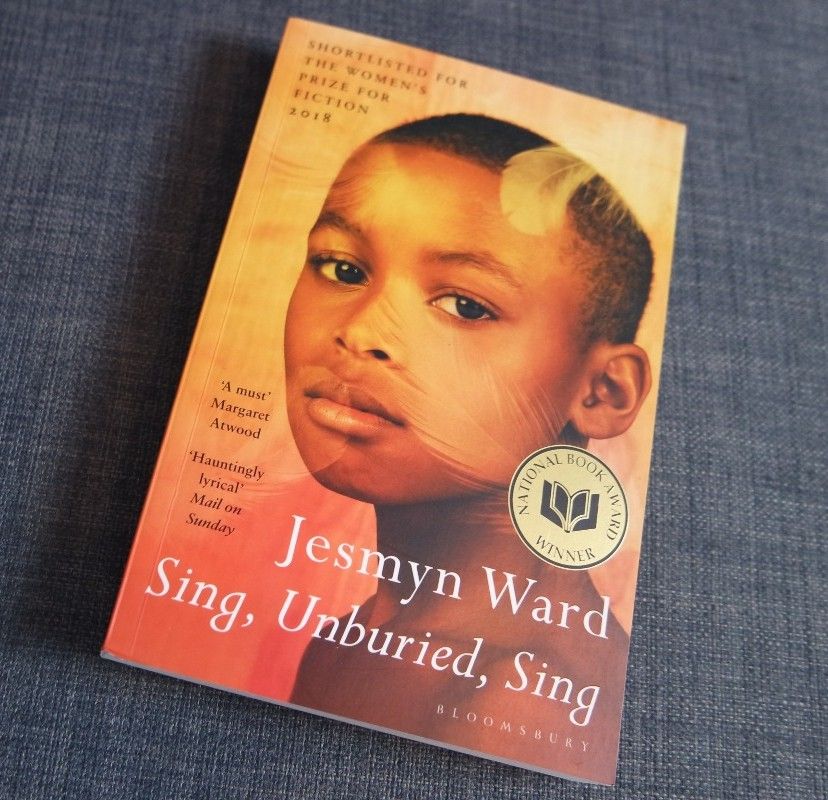 Der feine Unterschied zwischen tot und begraben – „Sing, Unburied, Sing ...